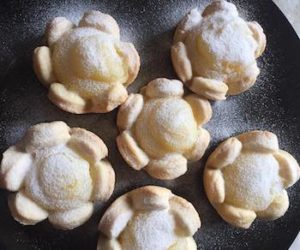 Daisy Lemon Tarts - Christ & Co